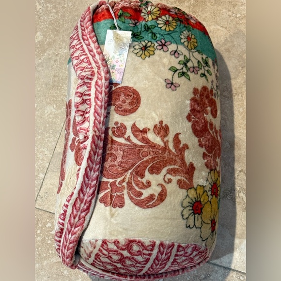 Johnny Was | Bedding | Rare Johnny Was Cozy Blanket W Bag | Poshmark